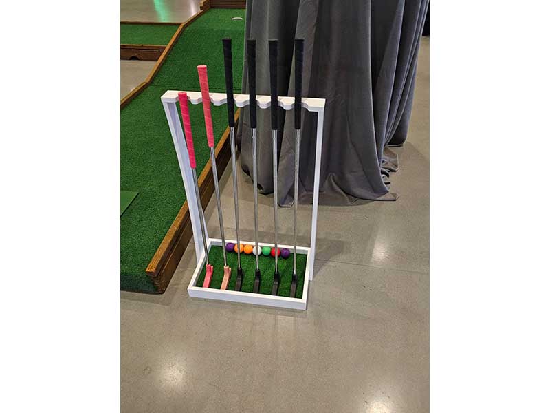 Customizable Putter Stand Rentals - Branding Options