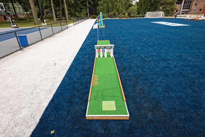 Rent Portable Mini Golf Courses Customized for Your New Jersey Event