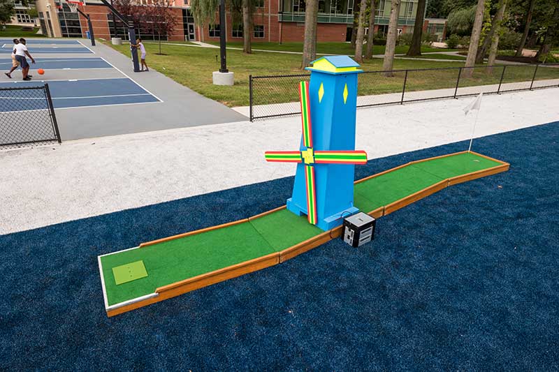 Rent Portable Mini Golf Courses Customized for Your New Jersey Event